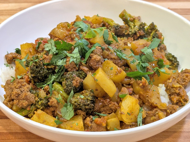 Ground Beef Curry Rice Bowl - Cooking Chris